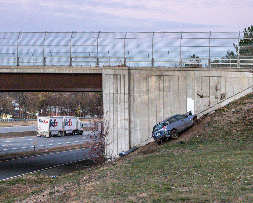 Nashua woman injured in early-morning crash, Everett Turnpike shut down ...