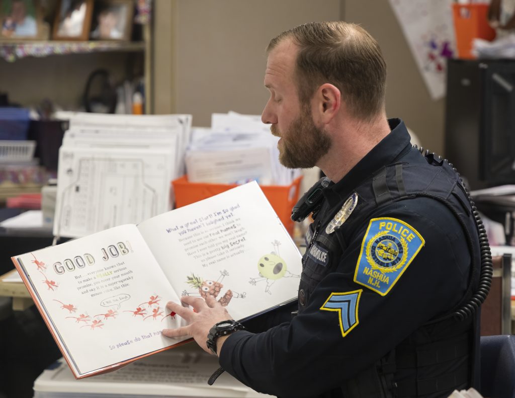 Teachers get an assist from the guest readers at Broad Street ...