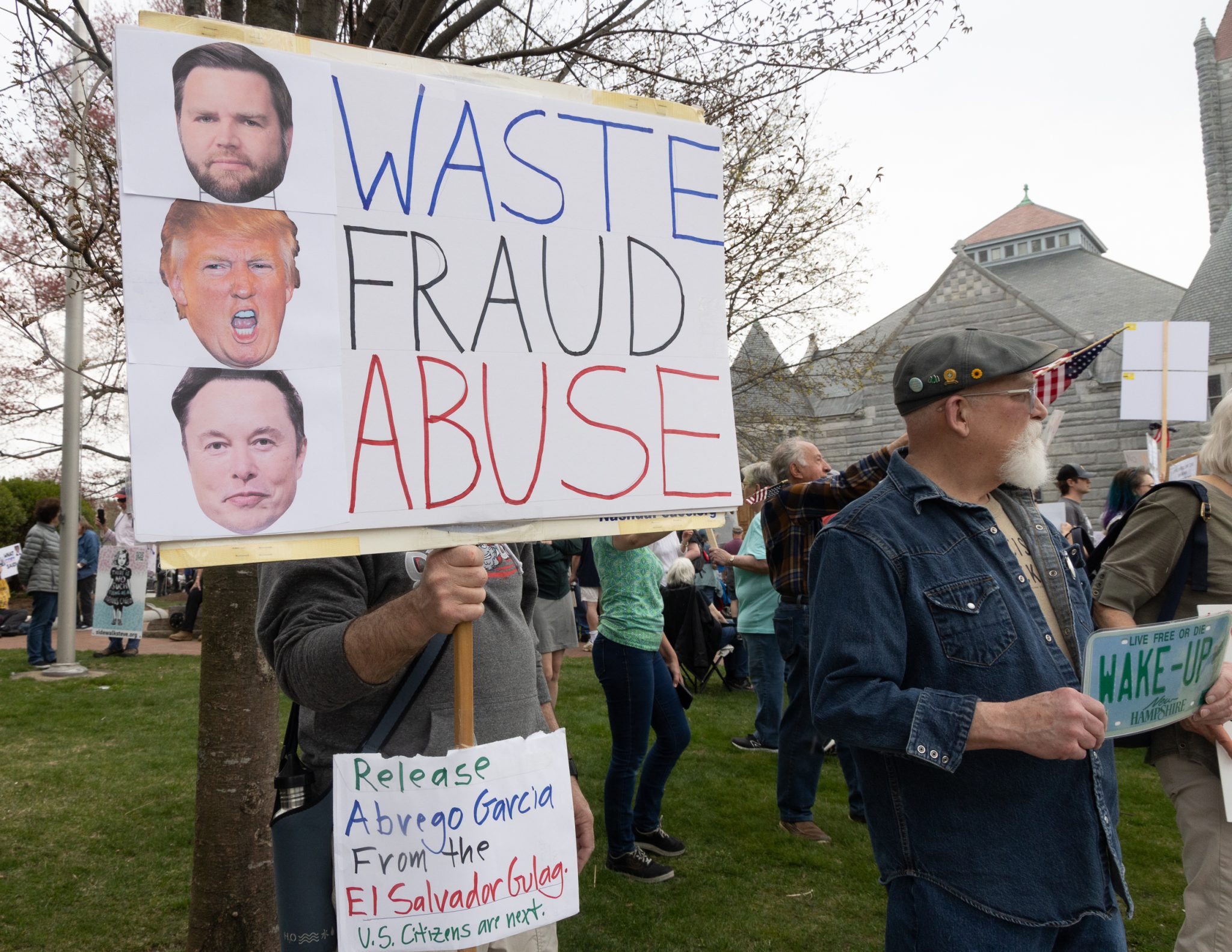 Nashua 'No Kings in America' protest draws hundreds to exercise ...
