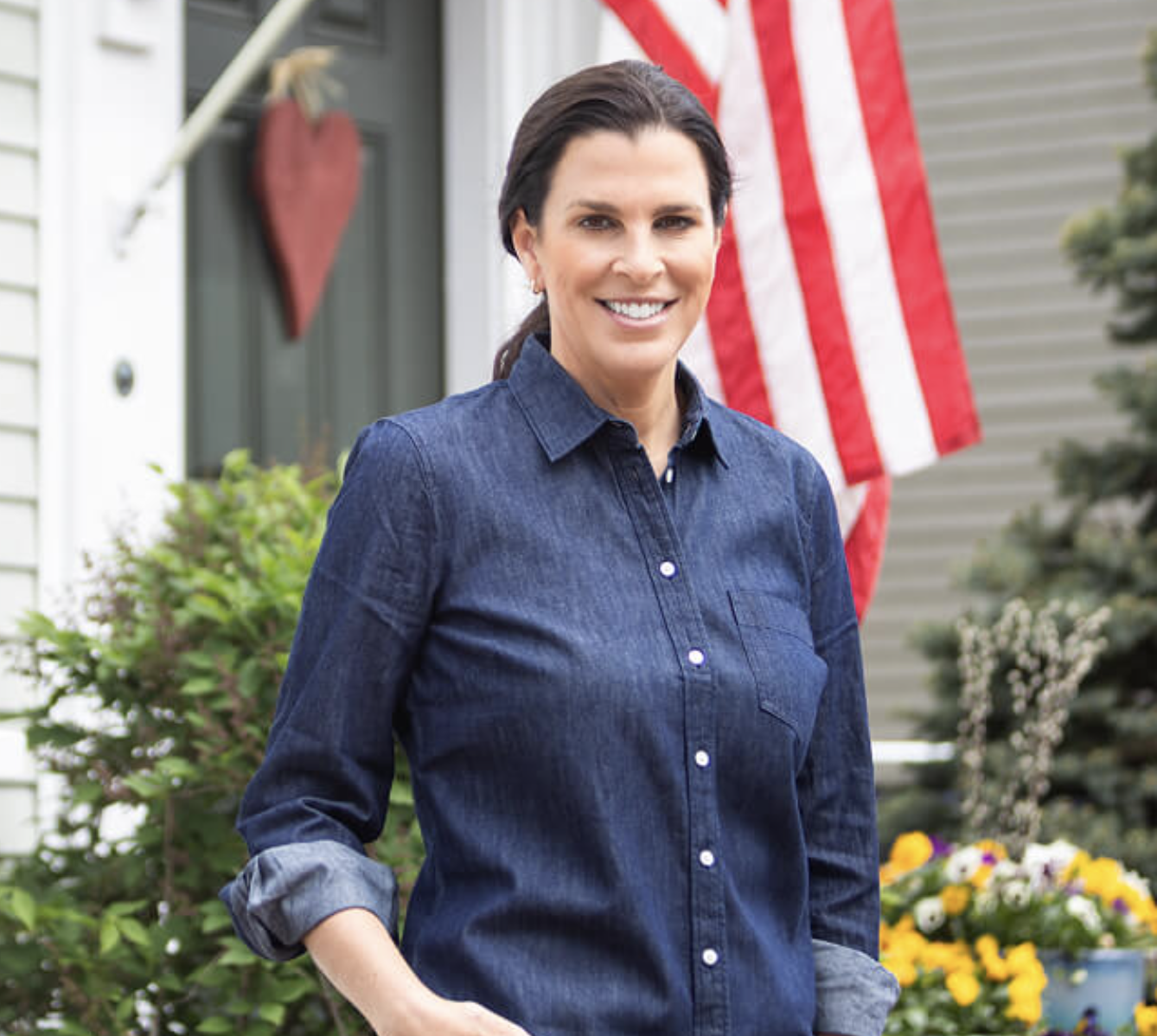 Stefany Shaheen, daughter of retiring Sen. Jeanne Shaheen, launches ...